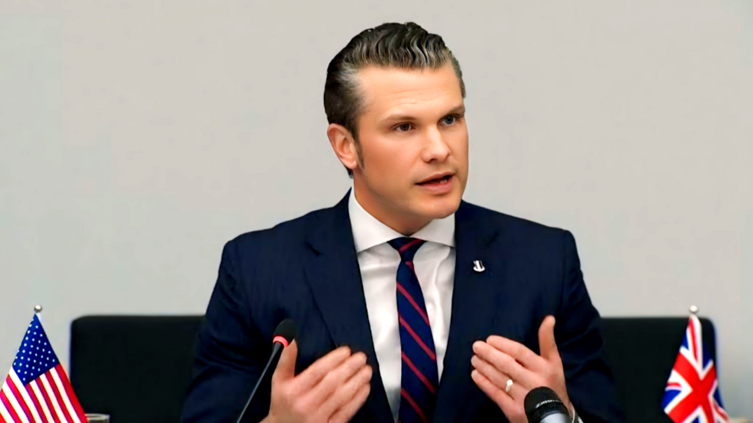 US Signals Major Policy Shift on Ukraine War at NATO Meeting | Human Online