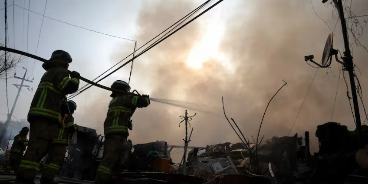 Major Fire Hits Seoul’s Guryong Village, 47 Residents Evacuated | Human ...