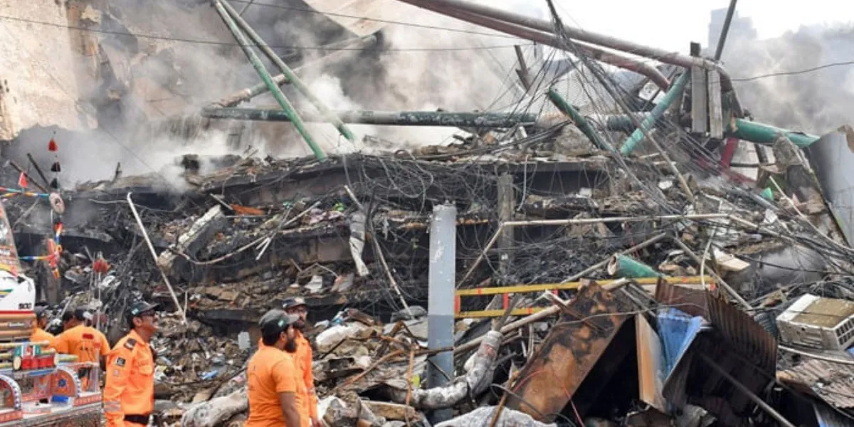Three More Victims Identified in Karachi’s Gul Plaza Tragedy | Human Online