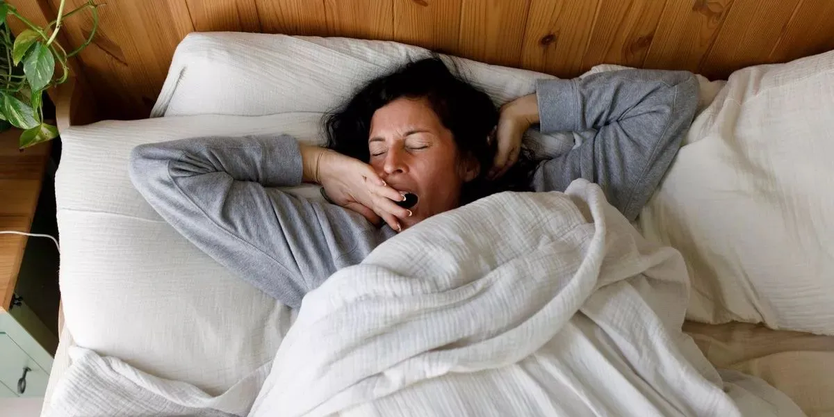 Why Waking Up Early Feels Harder During Winter Months | Human Online