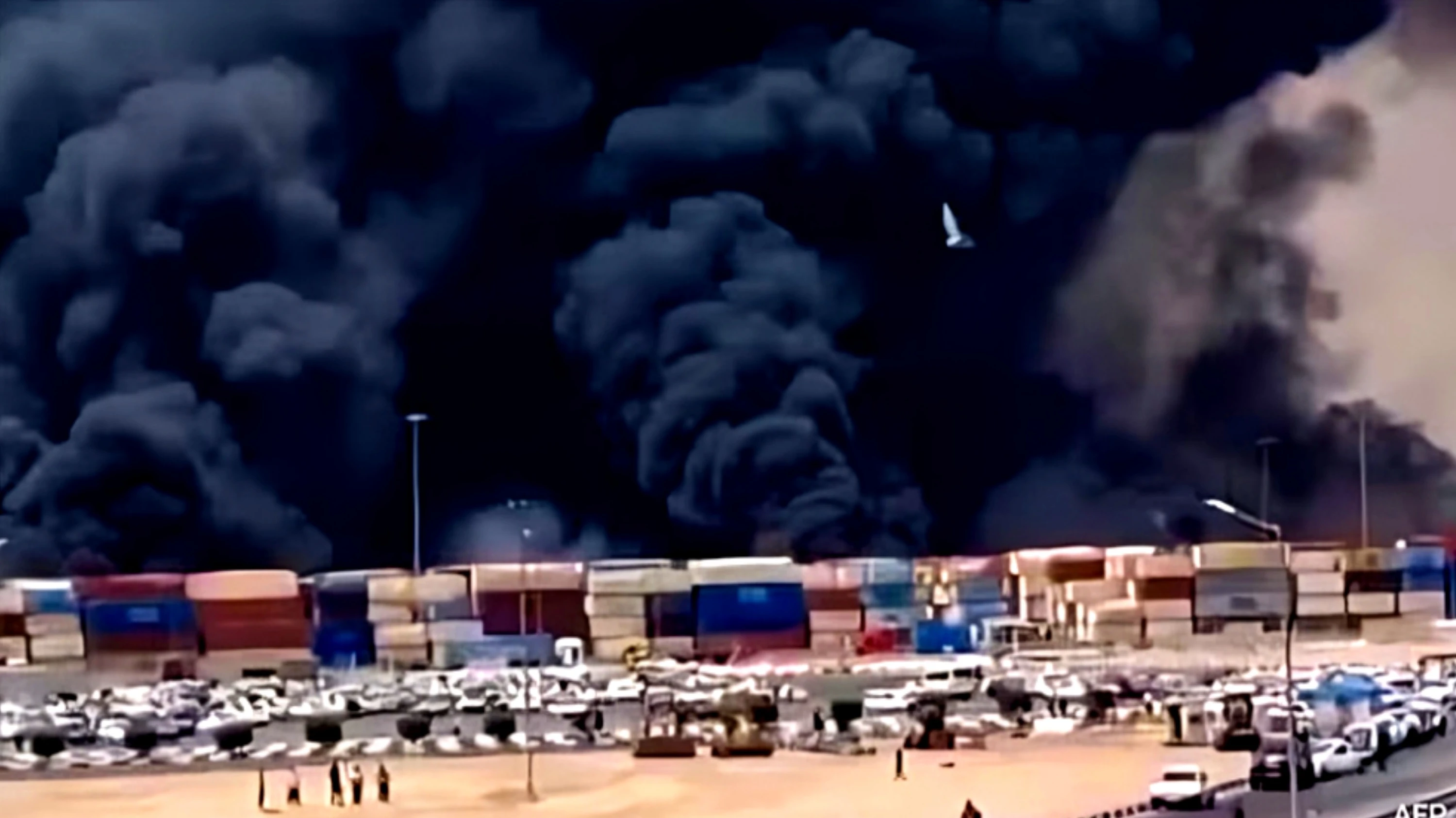 Powerful Explosion Causes Widespread Damage in Bandar Abbas, Iran ...