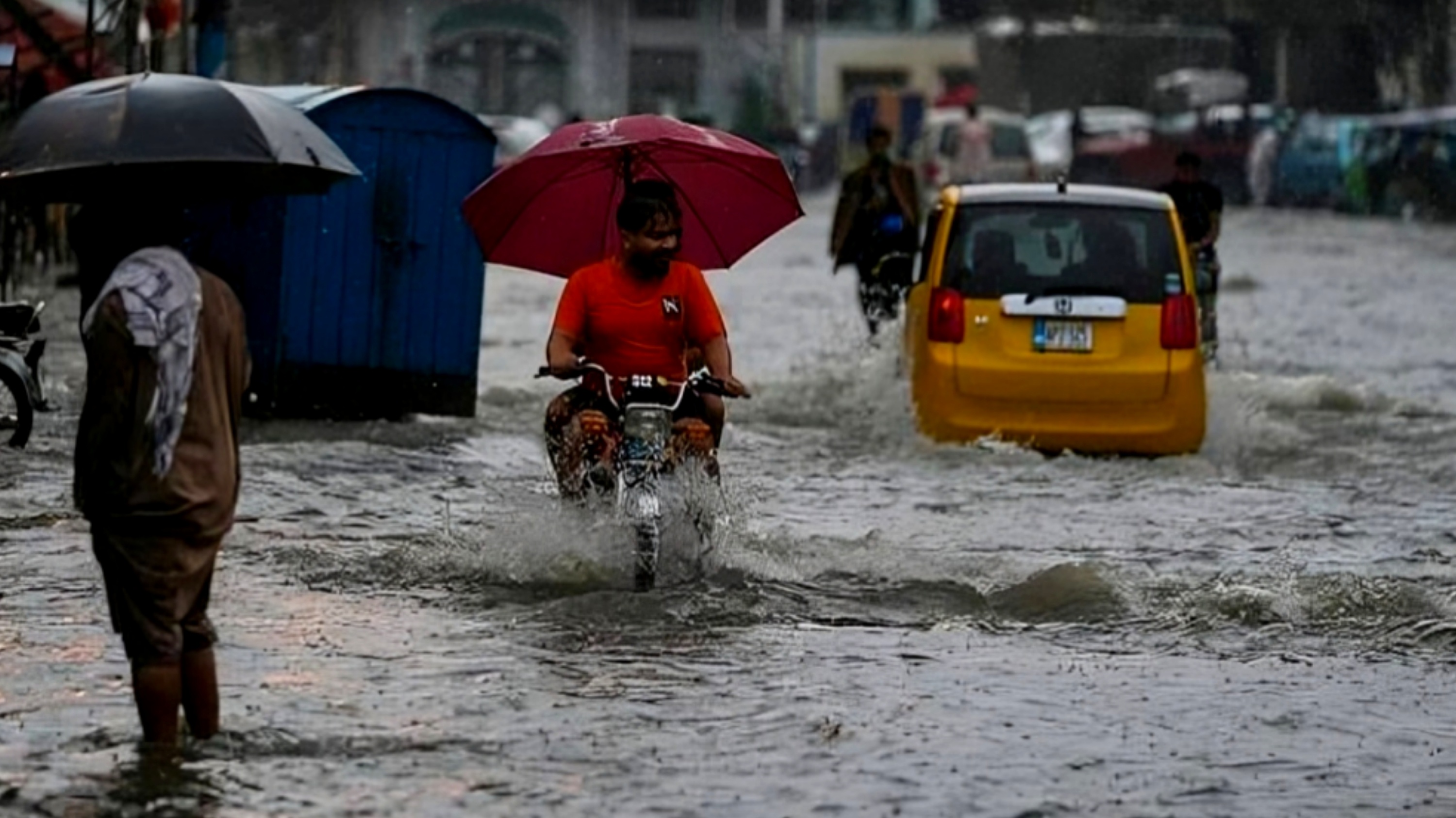 Heavy Rains Claim 123 Lives in Punjab; Flood, Landslide Alerts Issued Across Pakistan | Human Online