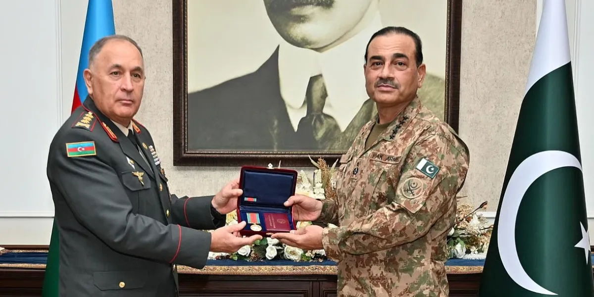 Pakistan’s Army Chief Honored with Azerbaijan Military Award | Human Online