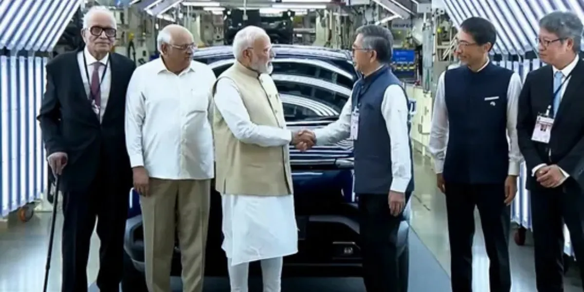 PM Modi: ‘Made in India’ Electric Vehicles to Run in 100 Countries ...